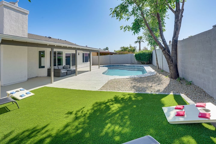 Modern Peoria Escape - 3 Bed Pool And Pool Table - Peoria, AZ