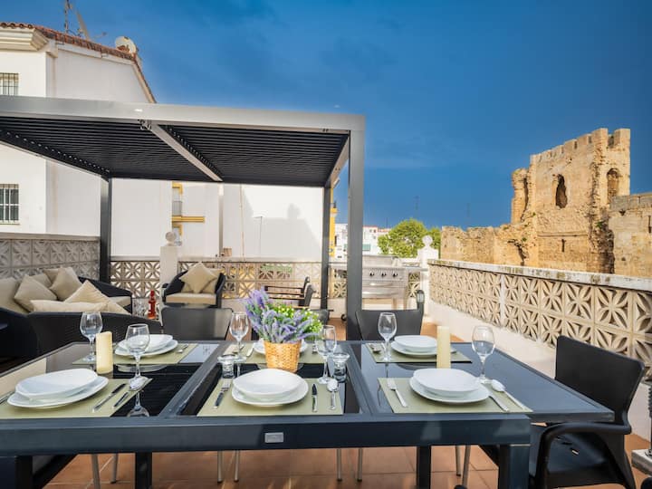 Central Marbella Townhouse With Large Solarium Bbq - Marbella