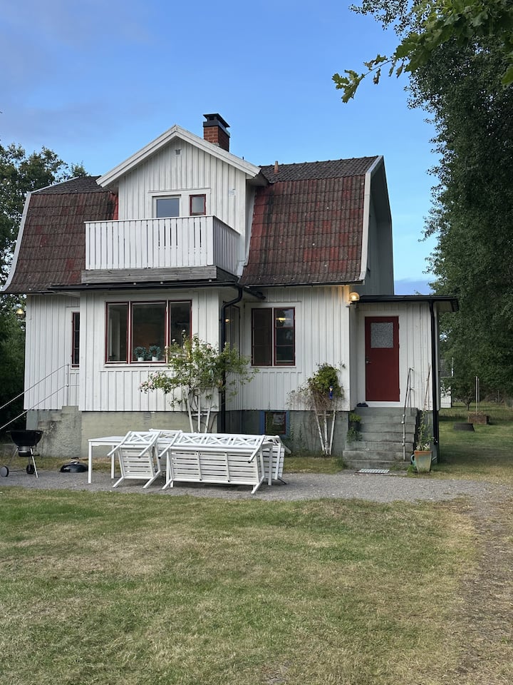 Skärgårdsvilla På Vackra Aspö - Karlskrona