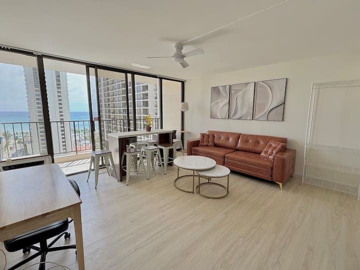 High-floor Ocean View, Walk To Waikiki Beach - Honolulu