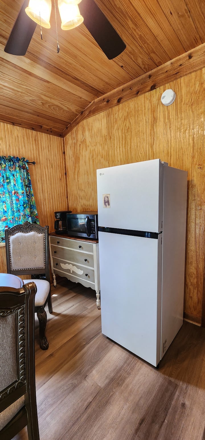 Cabin D - Thibodaux, LA