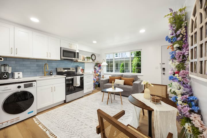 Seattle Secret Garden 1br |Walk To Lake Union &Spu - Seattle, WA