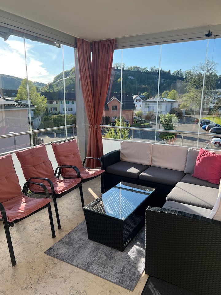 Gemütliche Wohnung Mit Grosser Terasse - Sankt Anton