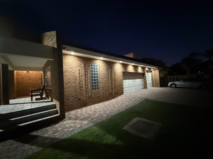 Luxury Beach House | Diaz Mossel Bay - Mossel Bay