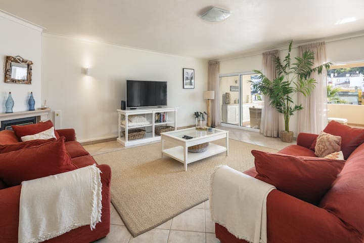 Apartment In A Prime Location Just 150m From Beach - Ferragudo