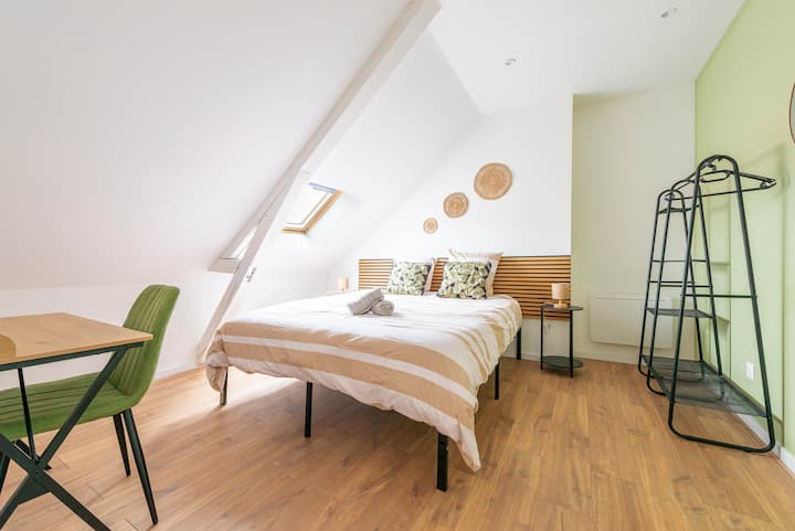 Studio Spacieux & Chaleureux Centre. Jardin Secret - Saint-Quentin