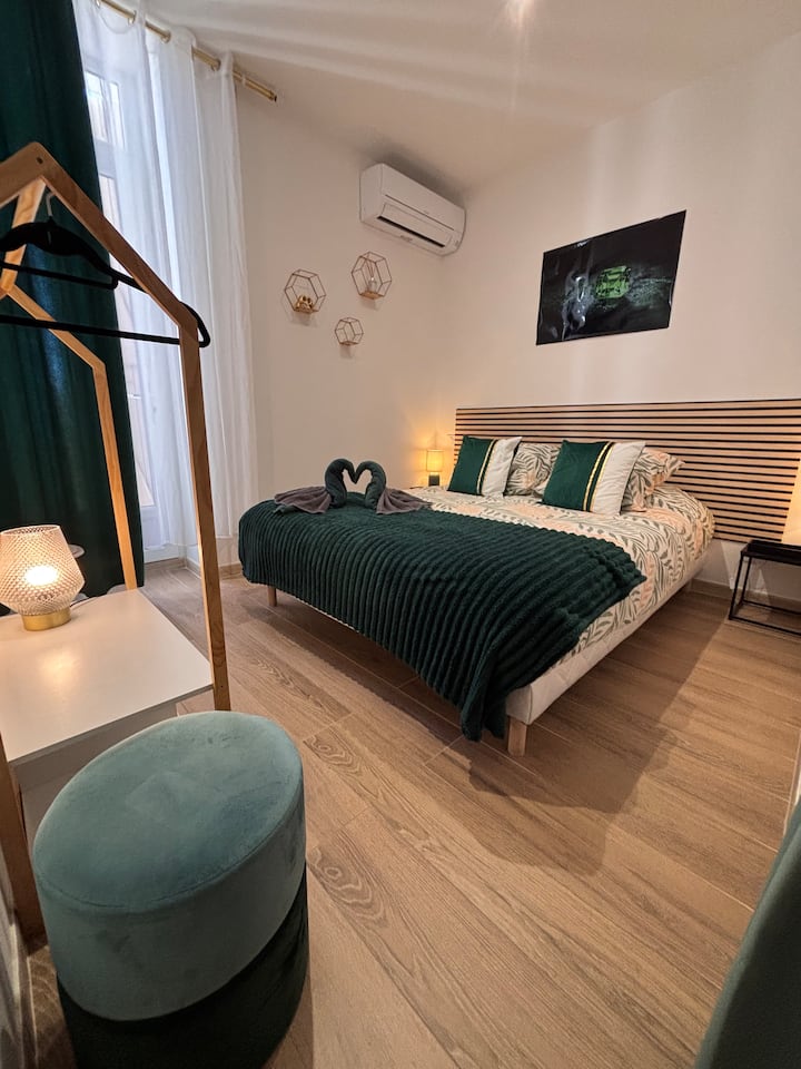 Chambre Quadruple «&nbsp;ÉMeraude&nbsp;» - Narbonne