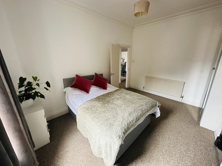 Bright & Spacious 1-bed Flat In Harrogate Centre - Knaresborough