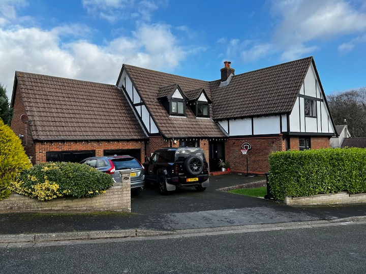 Luxury 4 Bed House With 16ft Swim Spa & Home Gym - Isle of Man