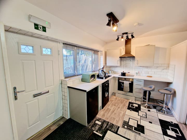 Tiny Home In Ramsgate With Full Kitchen - Broadstairs