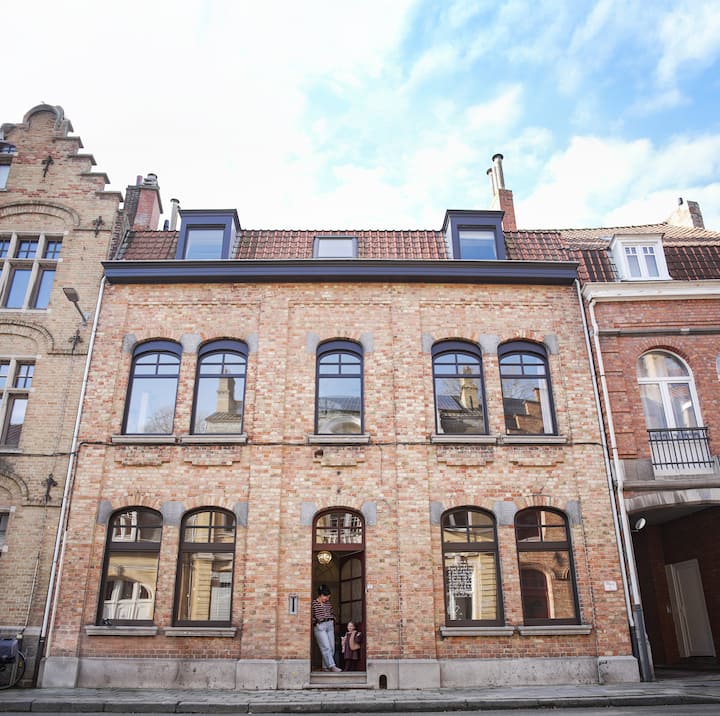 Lucky 13 - Stijlvol Logeren In Het Hart Van Ieper - Ieper