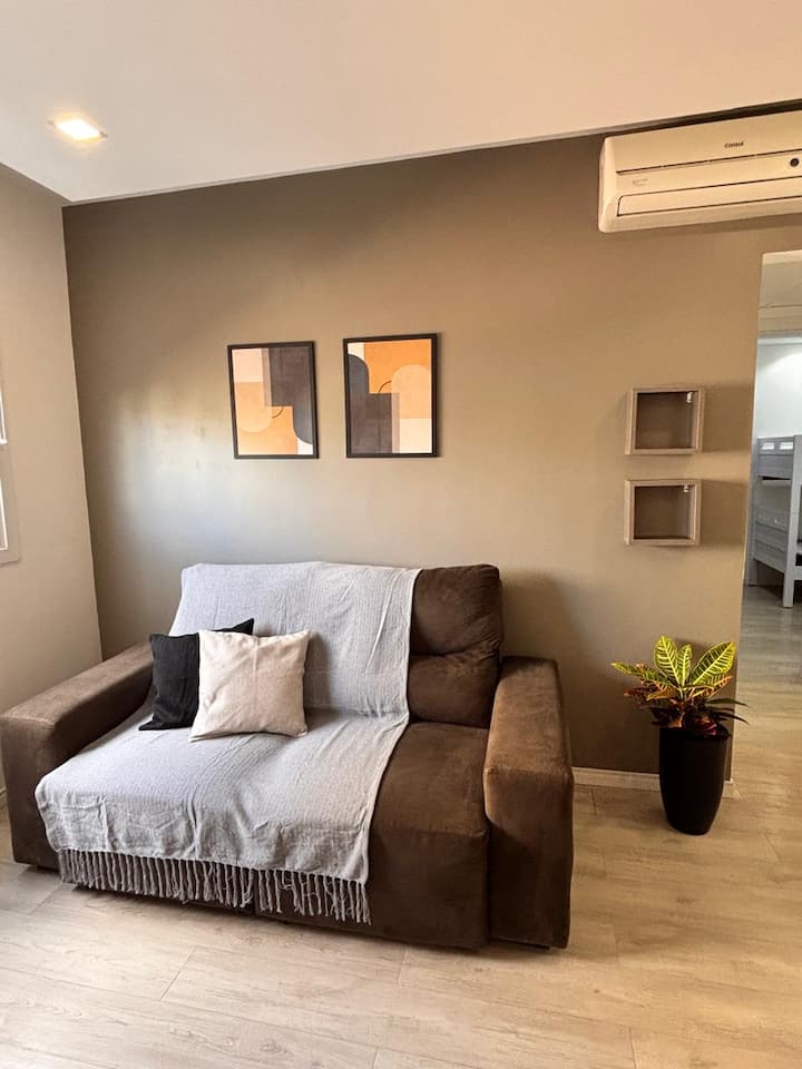 Elegante Apto 2q, Próximo Feevale, Ar, Garagem - Novo Hamburgo