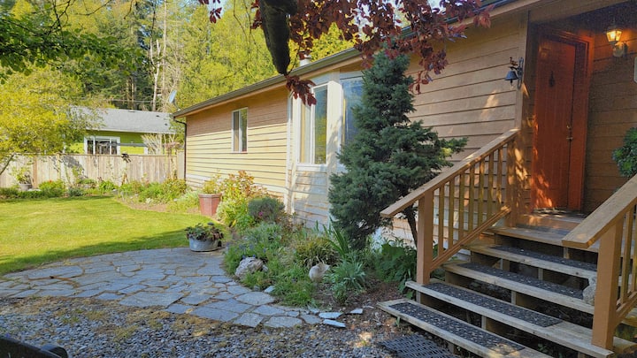 Cozy House, Only 40 Minutes From Vancouver, Bc - Point Roberts, WA