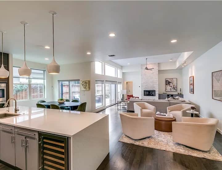Fifa Luxury Dallas Retreat Near Stadium/nightlife - Dallas, TX