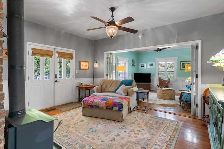 Charming Quiet House 10 Min From Utk And Downtown! - Knoxville, TN