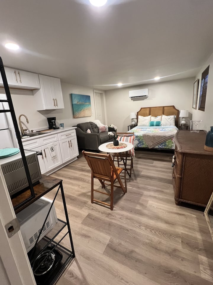 Coastal Guesthouse In Beautiful Fairhope - Fairhope, AL