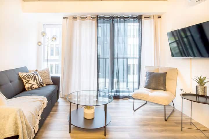 Condo Moderne, 2 Lits, Centre Ville, Piscine - Quebec City