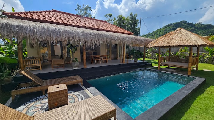 Amed Valley Villa • Private Pool & Gazebo Lounge - Seraya