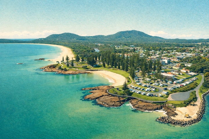 Relaxed Boutique Stay | Walk To Beach & Dining - South West Rocks