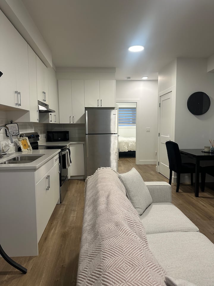 Comfortable Cozy 2br Suite Near White Rock Beach. - Langley