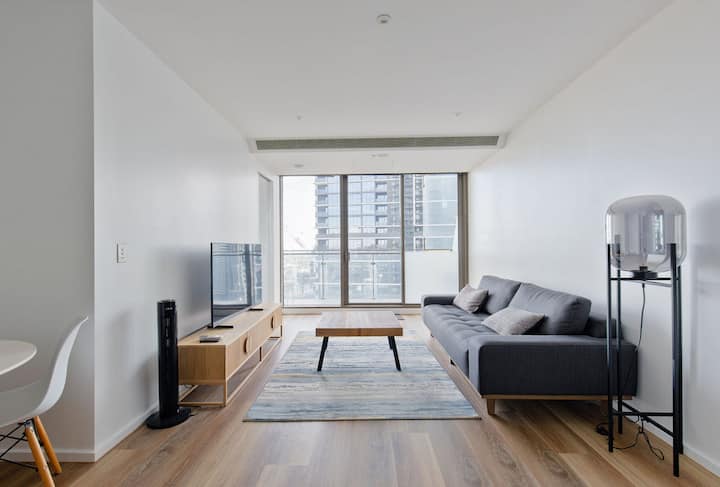 Southbank 1bdr Apartment Pool Gym Tennis Court - Australia