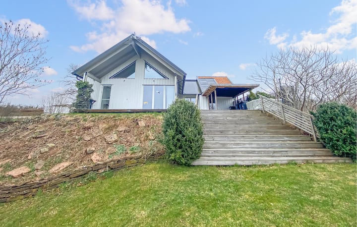 Awesome Home In Borgholm With Sauna - Borgholm