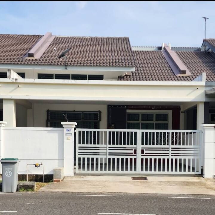 Homestay Segamat Idaman Dua, Bandar Putra, Segamat - Segamat District