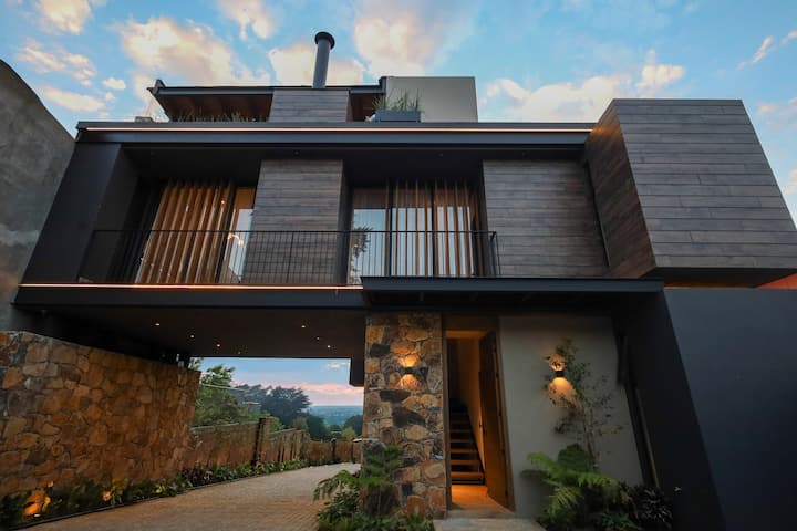 Villa Izotes "La Malageña" Con Alberca Climatizada - Michoacán