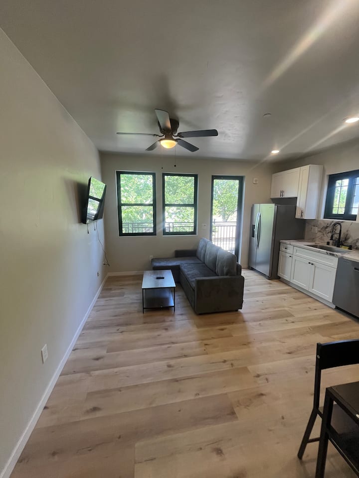 Sleek New Midtown Loft In The Heart Of Sacramento - Sacramento, CA