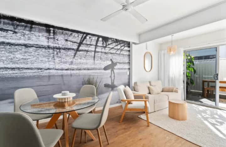 Vibey Surfers Pad - Long Stay - Gold Coast