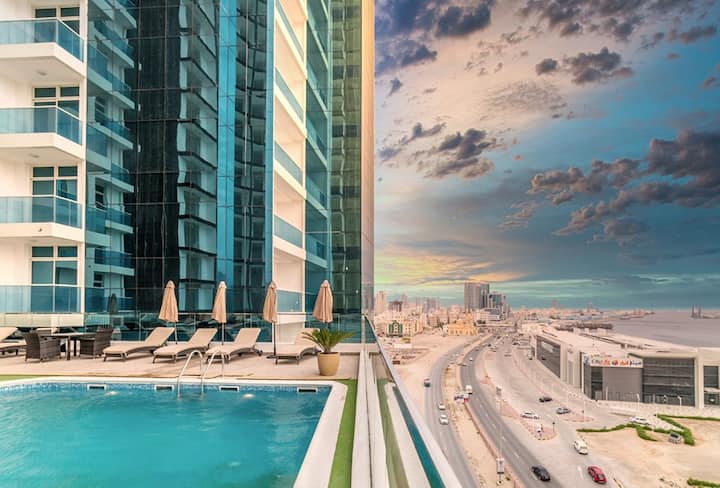 ​Modern Beachside Studio With Stunning Views - Charjah