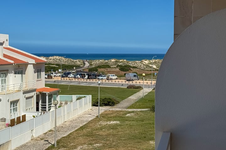 Apartamento Olivia: Varanda Com Vista De Mar - Peniche