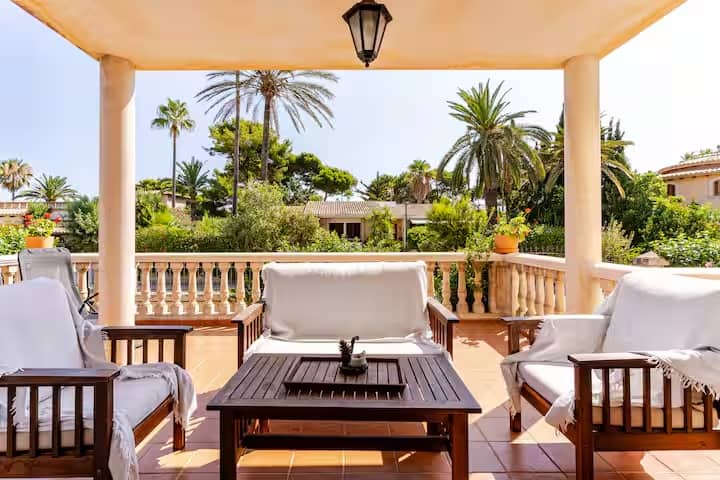 Bonito Chalet Con Jardín En Platja De Muro - Majorka