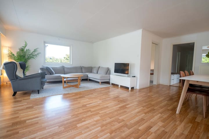 Sjarmerende Og Moderne Hus Ved Ekebergsletta - Oslo