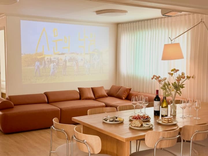 Entire Home｜5min Busan Stn｜4br 2ba｜18 Guests - Busan