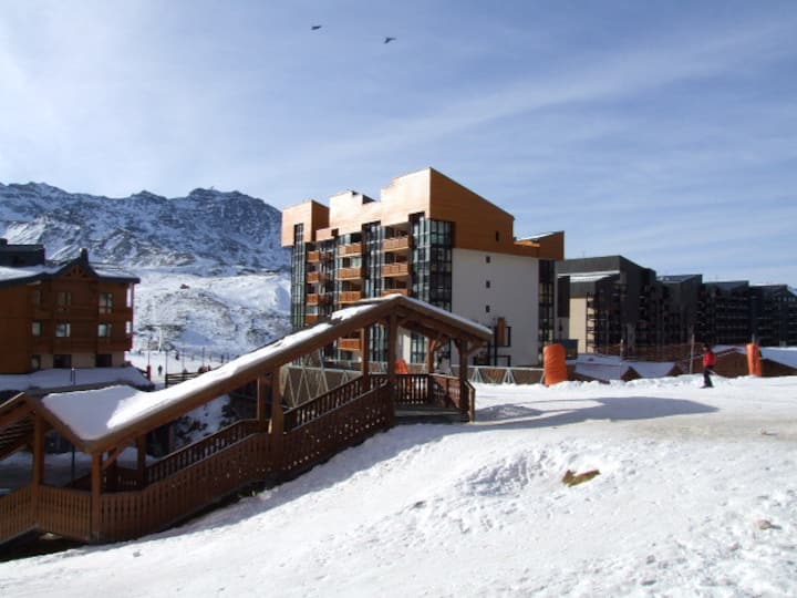 Val Thorens · Skis Aux Pieds · Vue Caron · 6 Pers. - Les Menuires