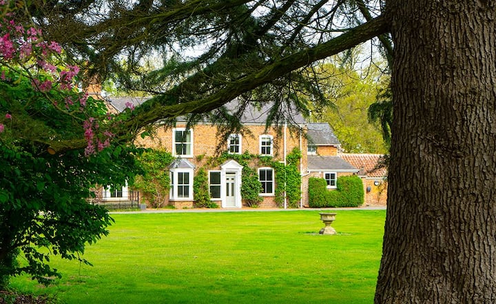 The Grange - Woodhall Spa