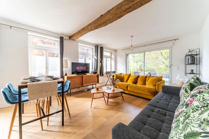 La Terrasse - Parking  - Gare - Wifi - Netflix * * - Halluin