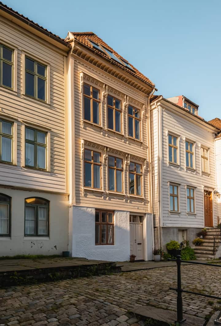Sjarmerende Bygårdsleilighet - Bergen, Noruega