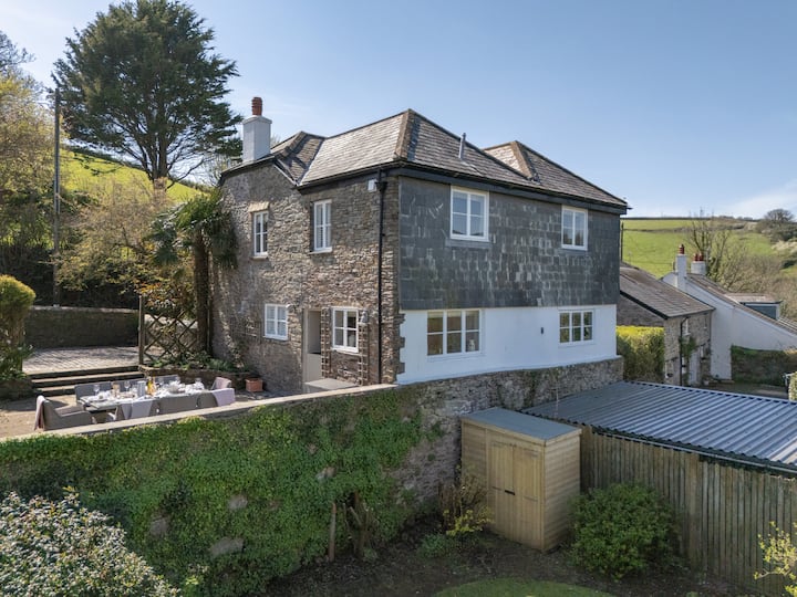 Summer Cottage, Higher Batson, Salcombe - Salcombe