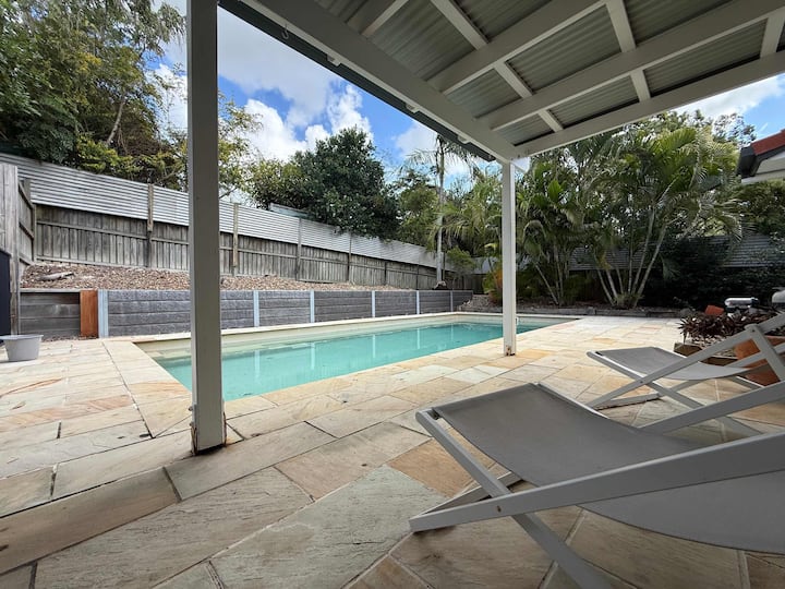Midtown Oasis - Sleeps 9! - Hervey Bay