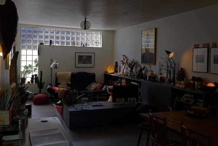 Huis Met Drie Verdiepingen En Prachtige Tuin - Mecheln