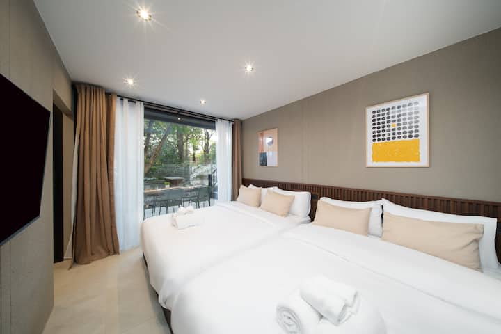 Ohasis 4 | 2br Garden Home | 6 Guests - Bangkok