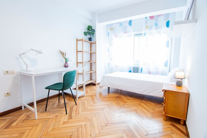Apartamento Completo Ubicación Perfecta - Santiago de Compostela