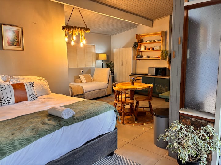 Secure Private Garden Studio | Clean & Peaceful - Centurion
