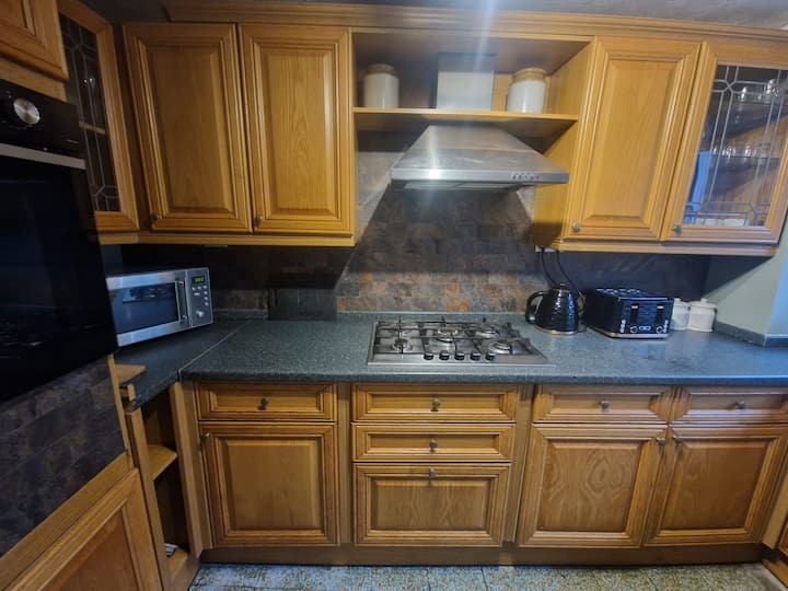 Spacious 2 Bedroom Apartment In Heart Of Dolgellau - Dolgellau