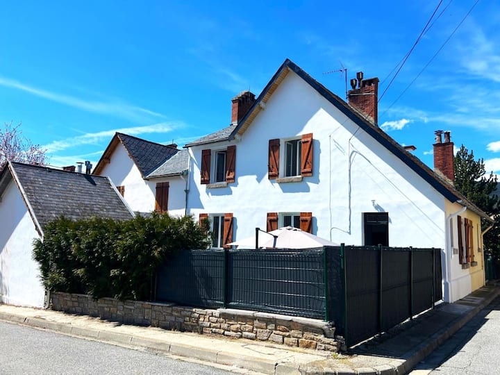 Maison Cosy à Enveitg Avec Jardin Et Cheminée - Alp, Catalonia