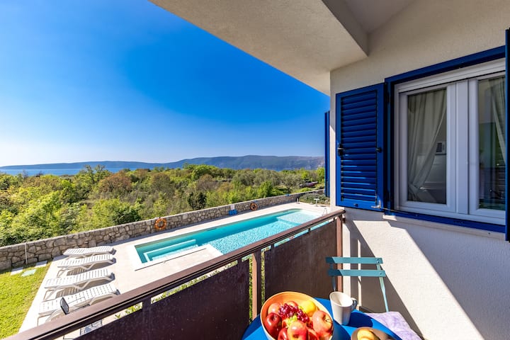 Wabi Sabi Apartment 7 - By Happy Rentals - Cres, Hırvatistan