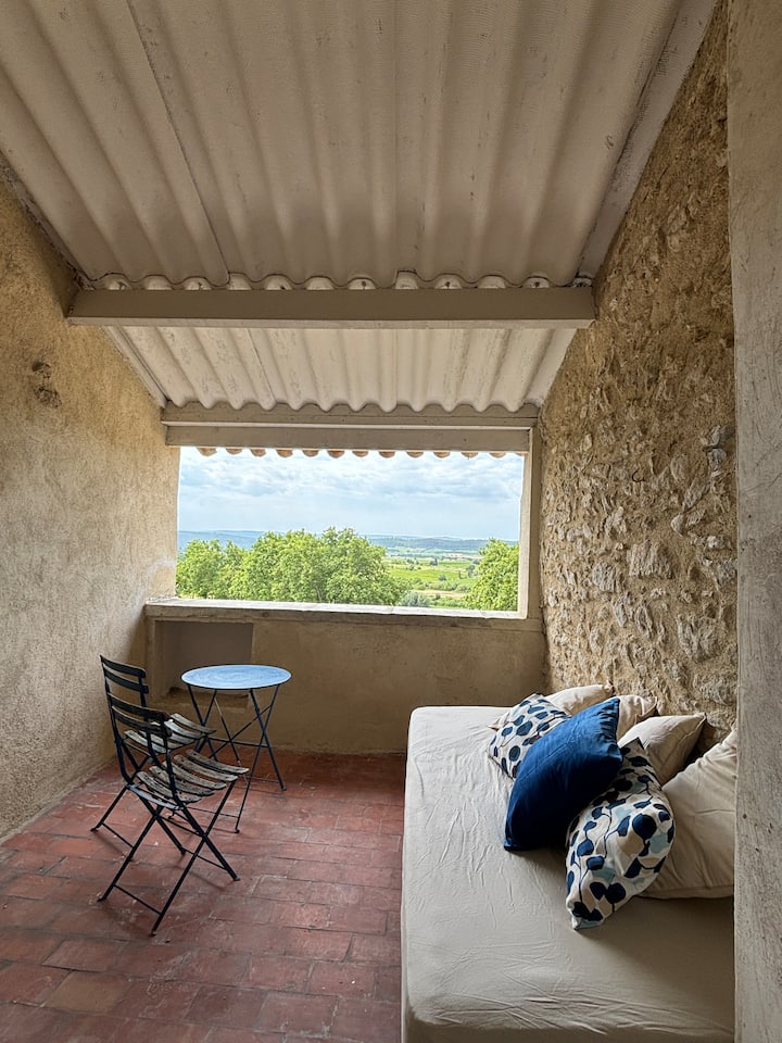 La Suite D'amour : Duplex Arty Avec Terrasse & Vue - Cucuron