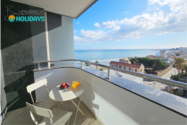 Dios Ponte 503 Finikoudes Beachfront - Larnaka
